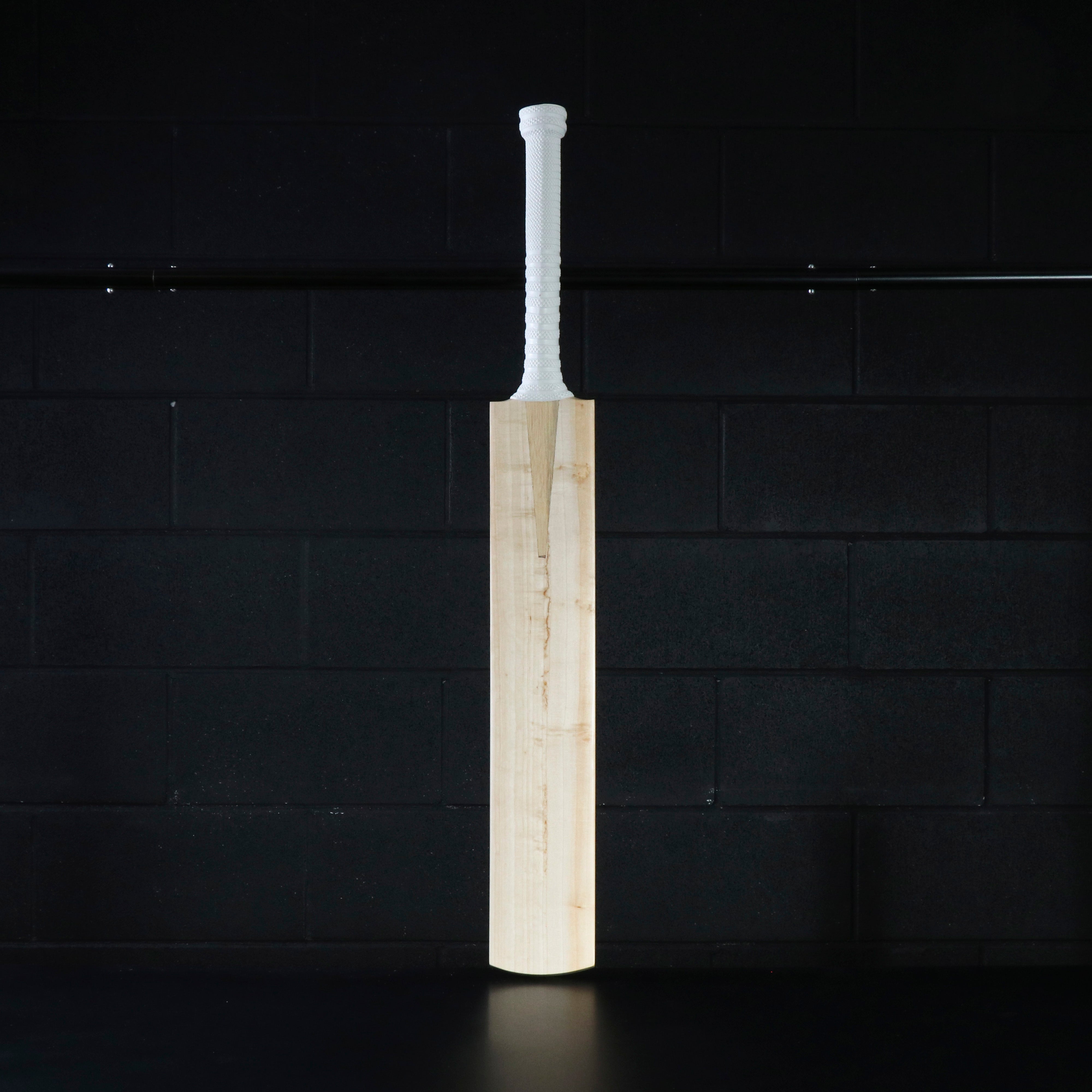 #271 FPS2 Size H G6/EW Bat - 2lbs 5.6oz – Fantail Cricket